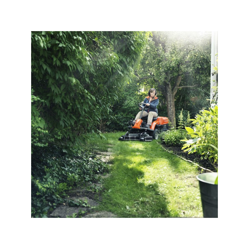 Autoportée rider Husqvarna R112C coupe frontale mulching